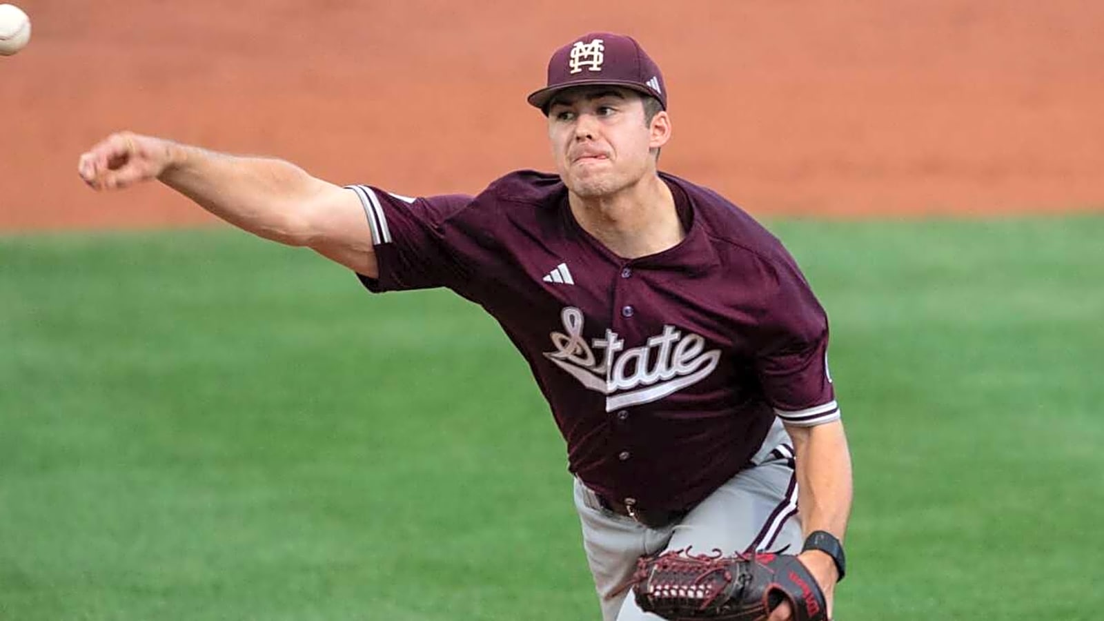 Four college baseball teams that could crash the Super Regionals party ...