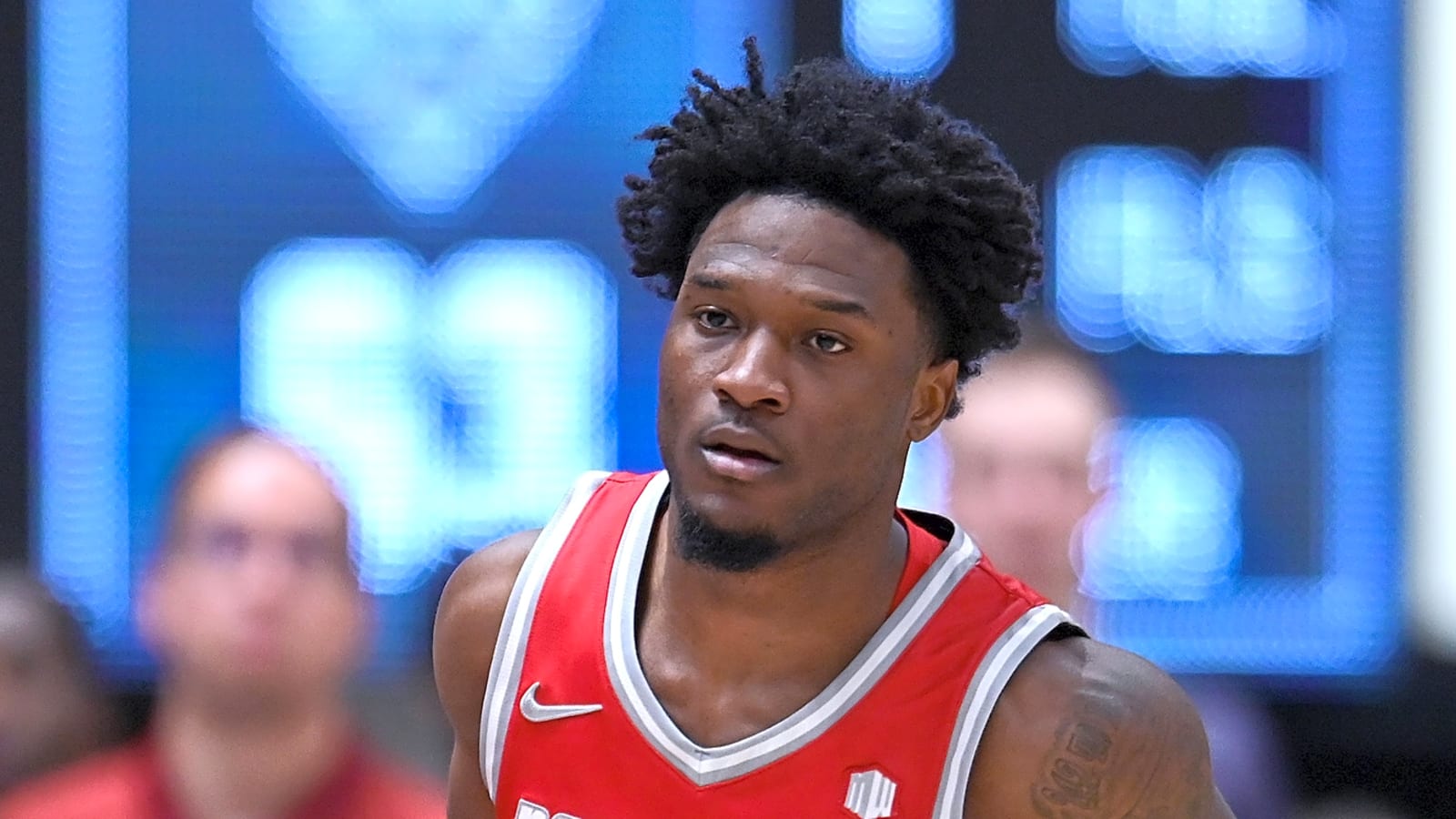 New Mexico Basketball Player’s In-Game Sunglasses Go Viral | Yardbarker