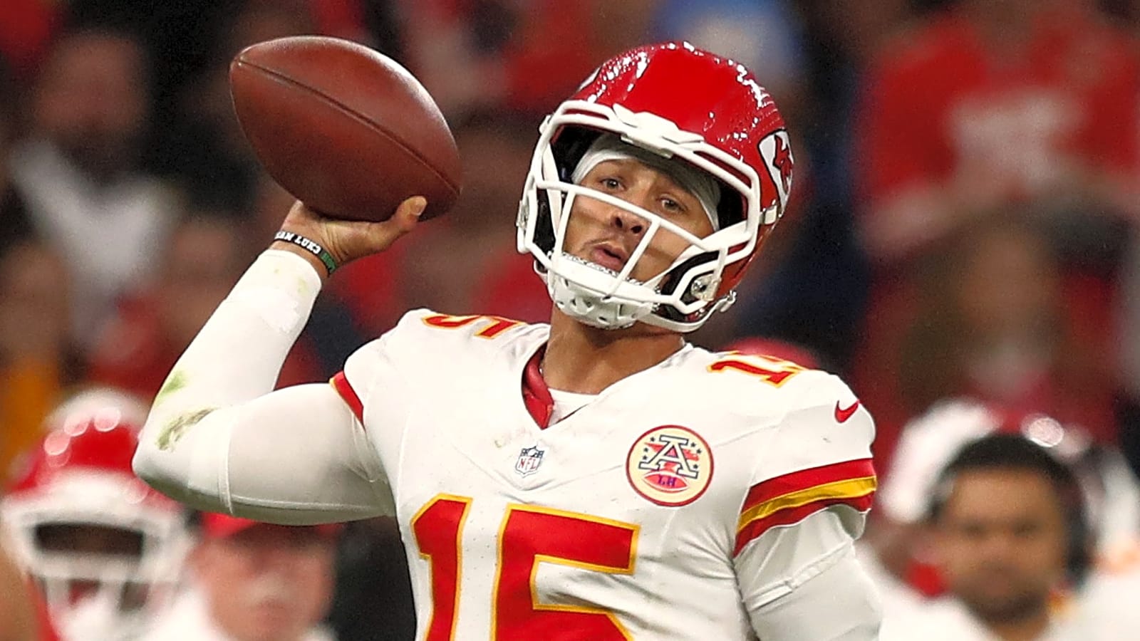 Eagles Hoping To Recreate Pressure Cooker For Chiefs' Patrick Mahomes ...