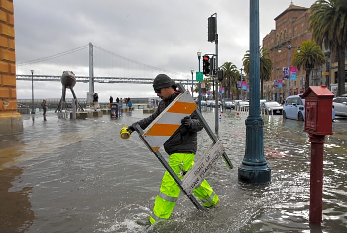 Heavy Rain, King Tides Flood Parts of San Francisco, Bay Area | Yardbarker