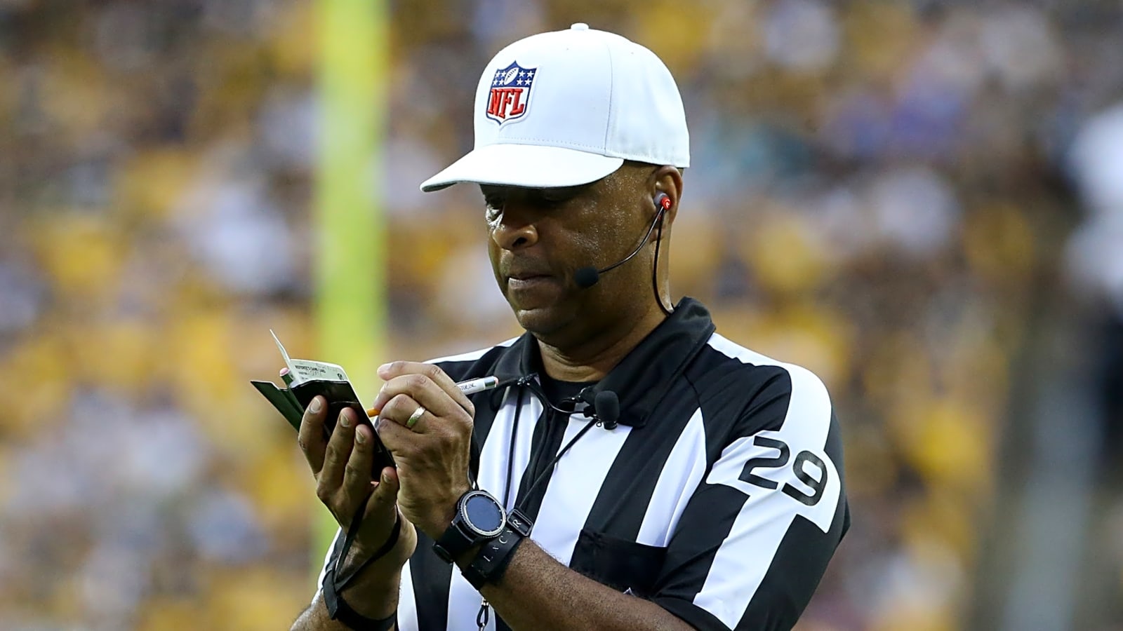 NFL Referee Adrian Hill Avoids Serious Injury In Buffalo Bills-Houston ...