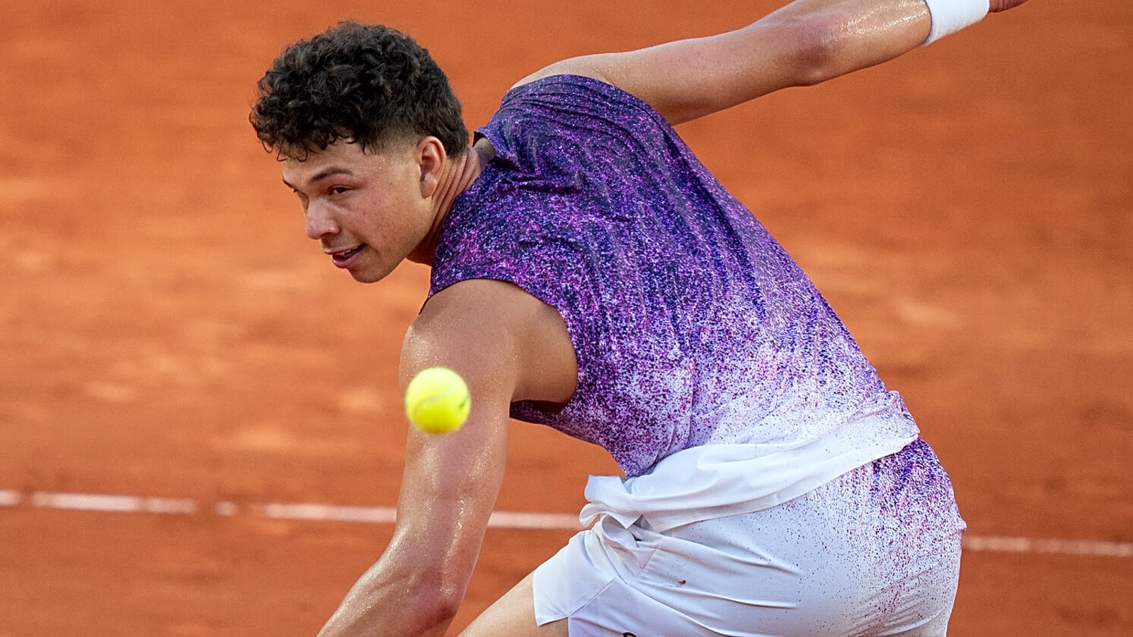 Ben Shelton tops Taylor Fritz in Stuttgart final | Yardbarker
