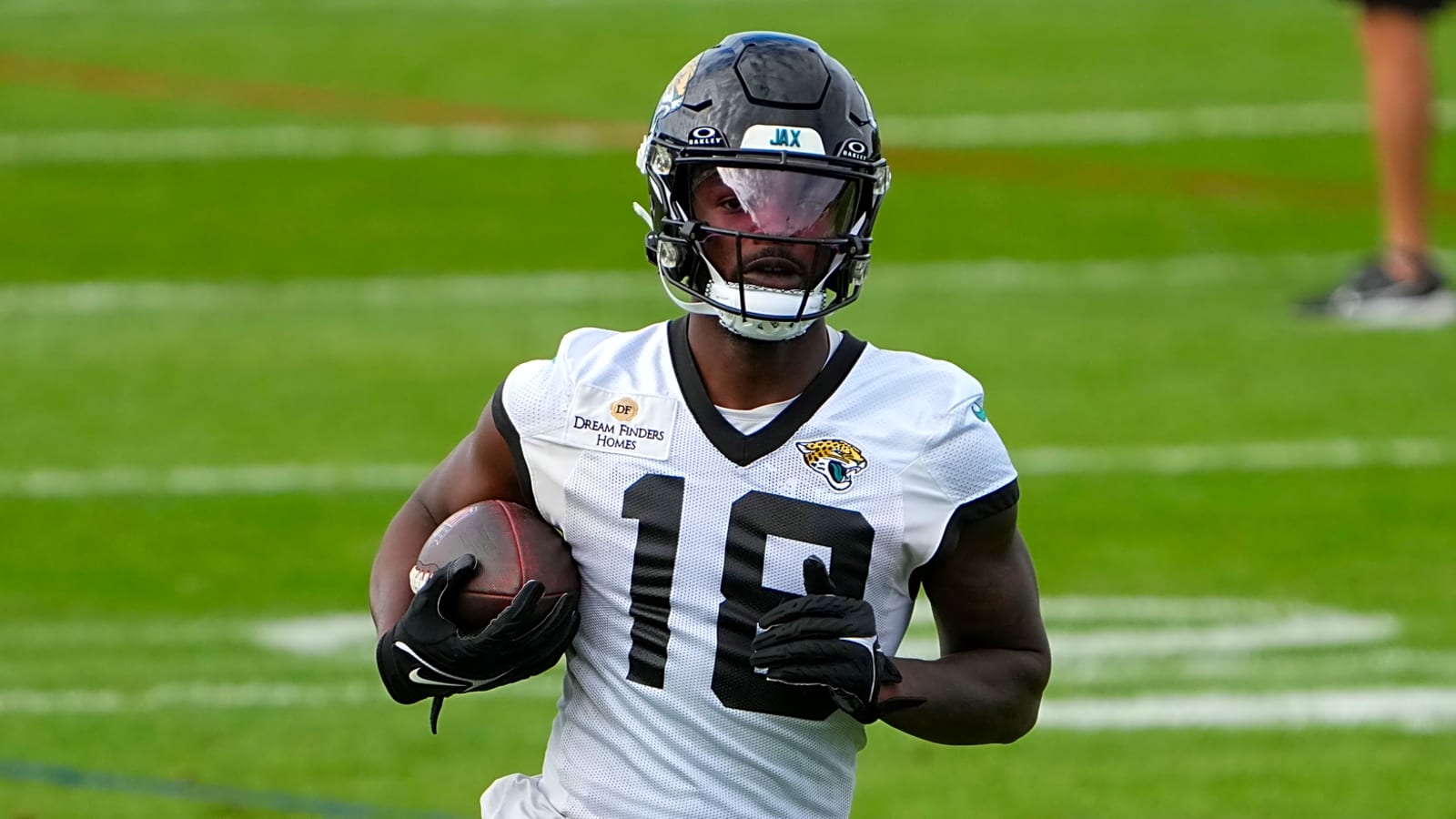 Cowboys Cut Veteran WR with Pickens Trade | Yardbarker