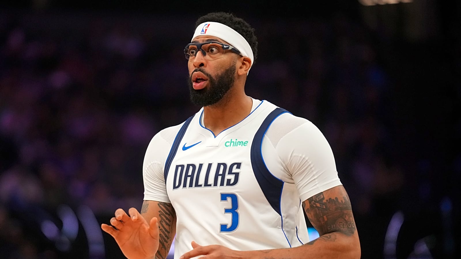 Some Members Of Dallas Mavericks In Favor Of Trading Anthony Davis For ...