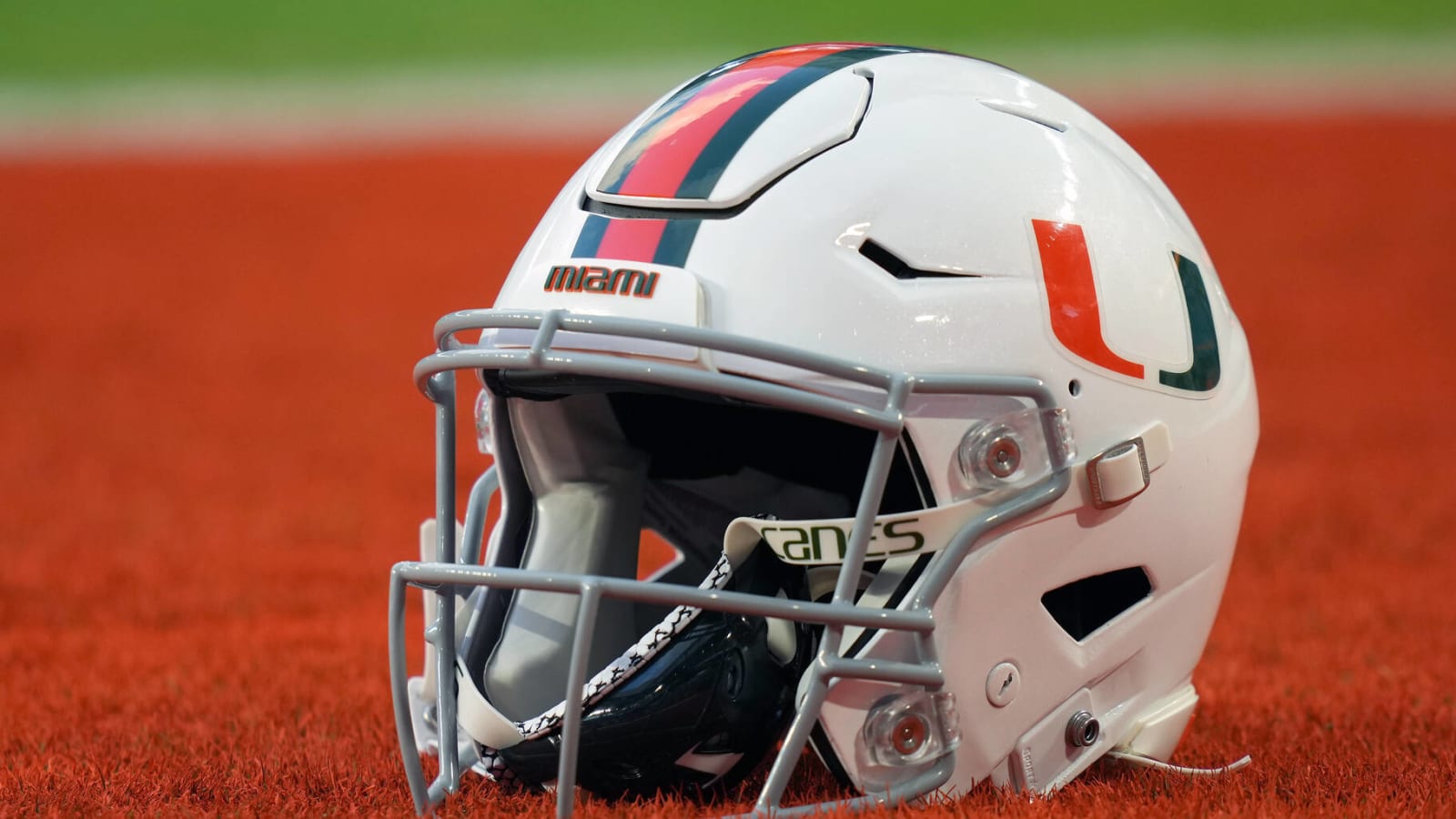Miami beats Florida and FSU for five-star recruit Joshisa Trader ...
