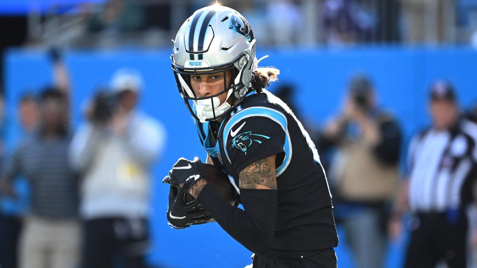 Robbie Anderson reports to Panthers after retirement post | Yardbarker