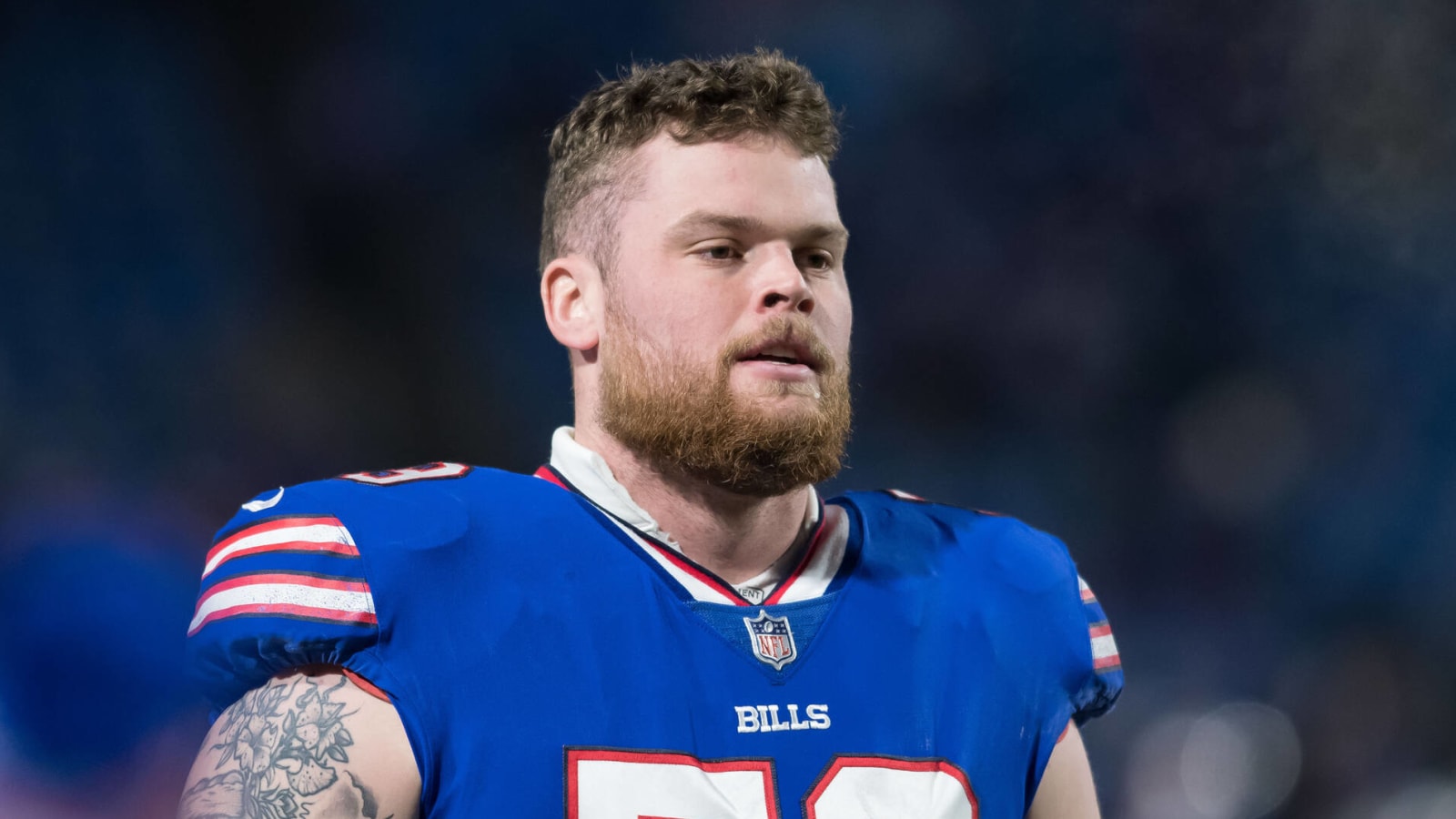 Bills fans help OT Spencer Brown dig truck out of driveway | Yardbarker