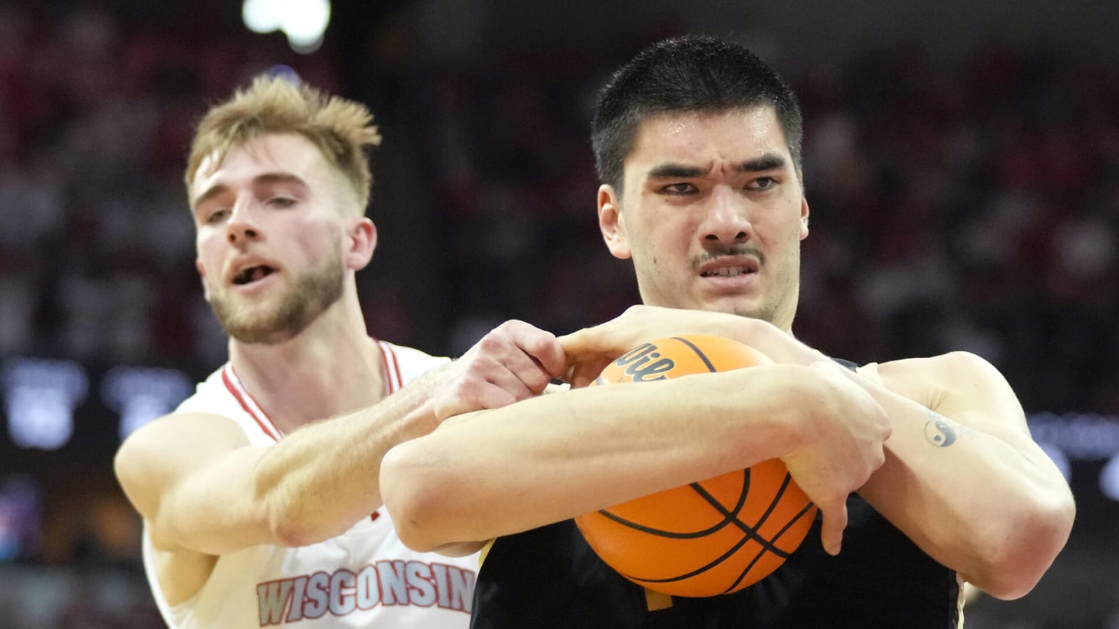 Zach Edey, No. 2 Purdue too much for No. 6 Wisconsin | Yardbarker