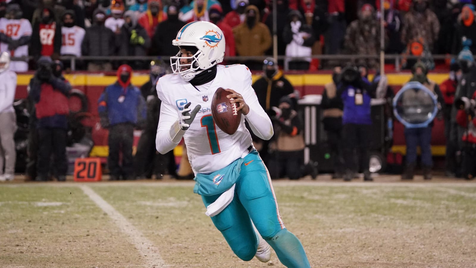 Dolphins quarterback Tua Tagovailoa present for OTAs amid contract ...