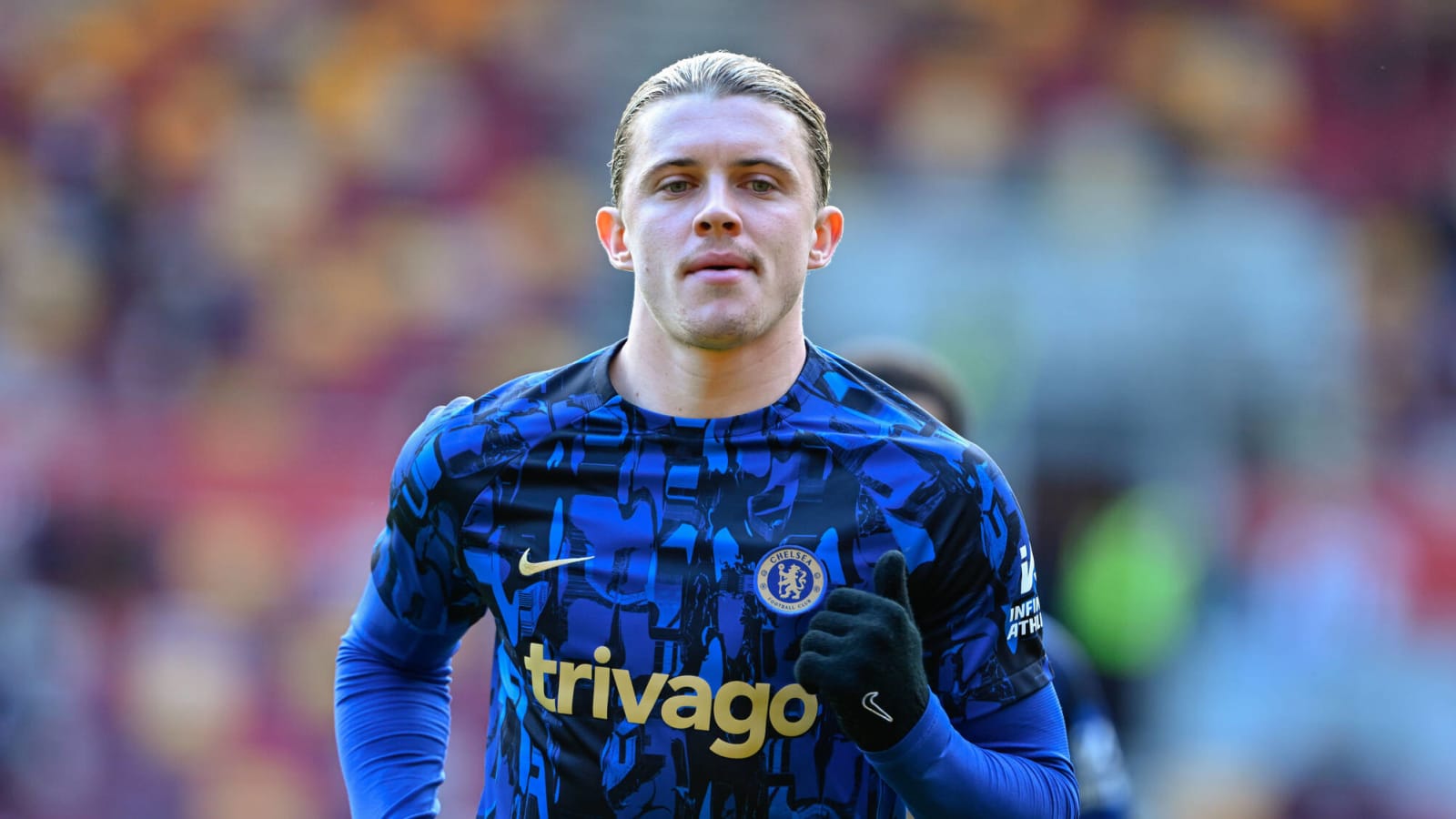 Chelsea midfielder’s contract talks ‘completely stall’ as Spurs handed ...