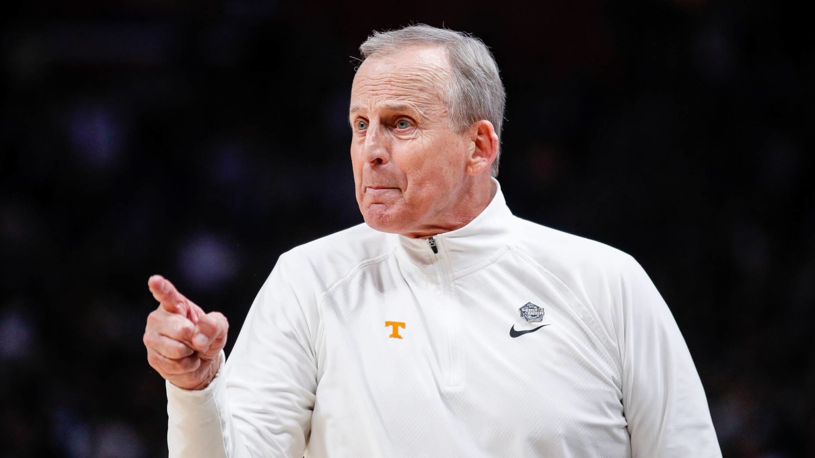 Rick Barnes gives short response when asked about Jonas Aidoo entering ...