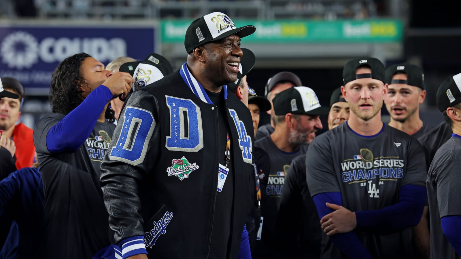 Magic Johnson Celebrates Dodgers Winning World Series | Yardbarker