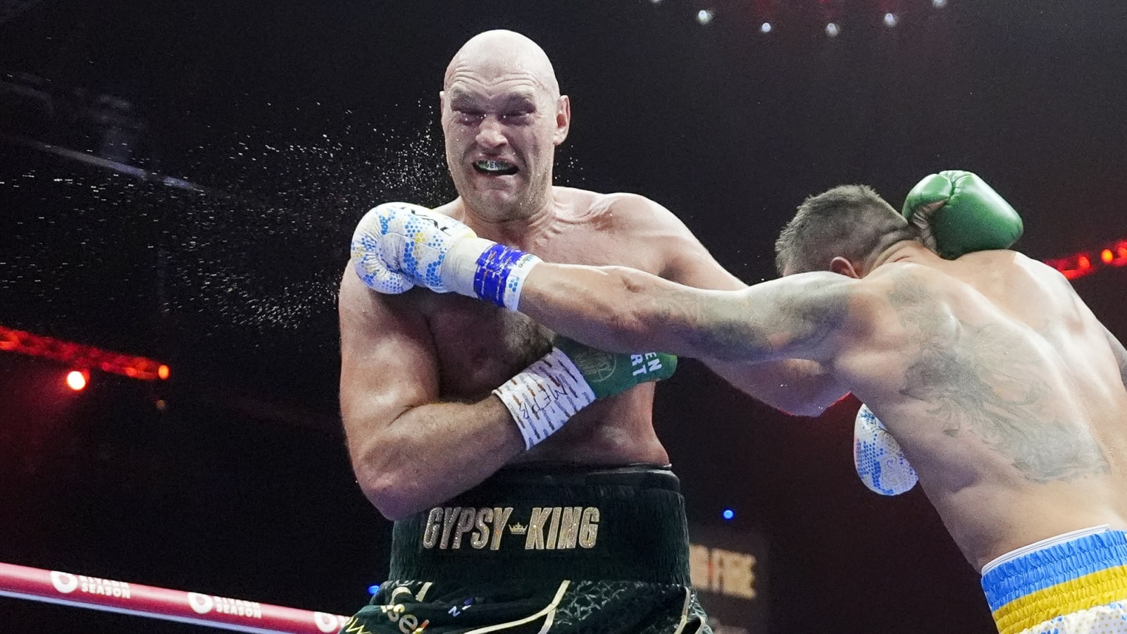 Fury Names Wilder As The Hardest Puncher – ‘I Was Wobbled’ | Yardbarker