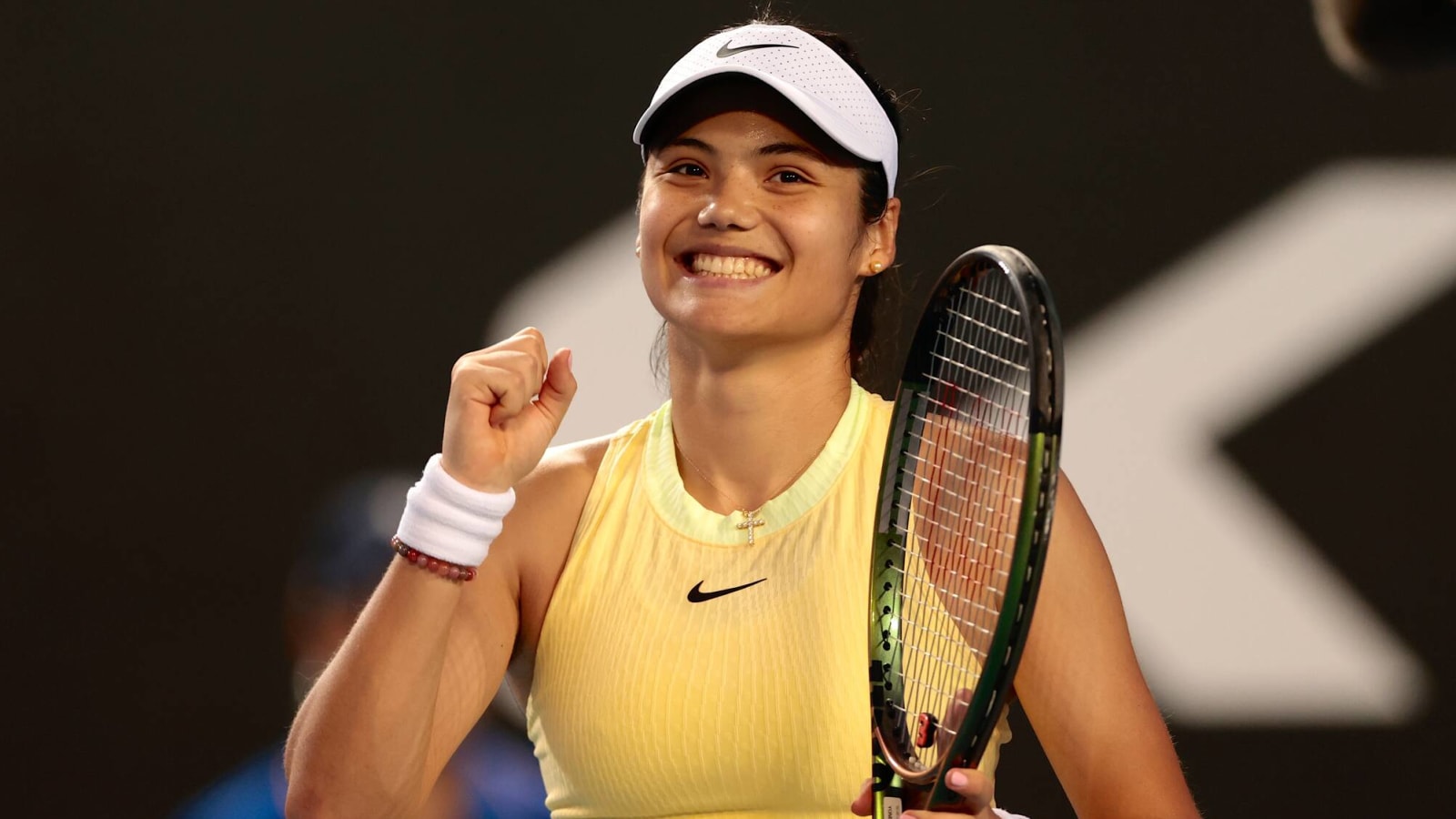Emma Raducanu downs Shelby Rogers on return to Grand Slam tennis in ...