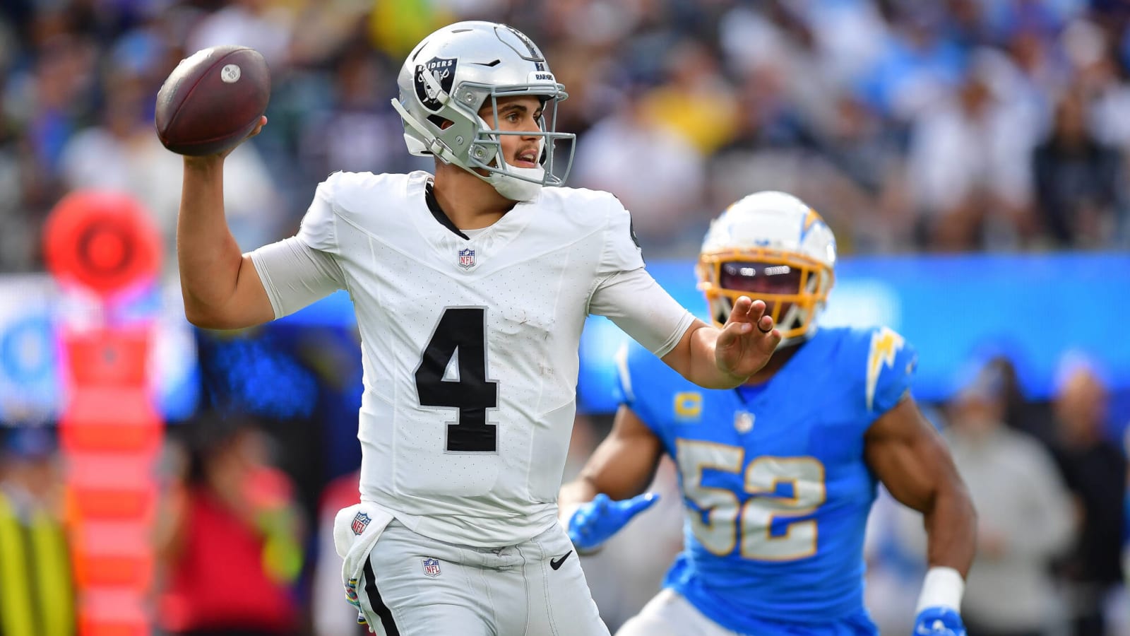 Raiders HC won't reveal starting QB for Sunday, but choice should be ...