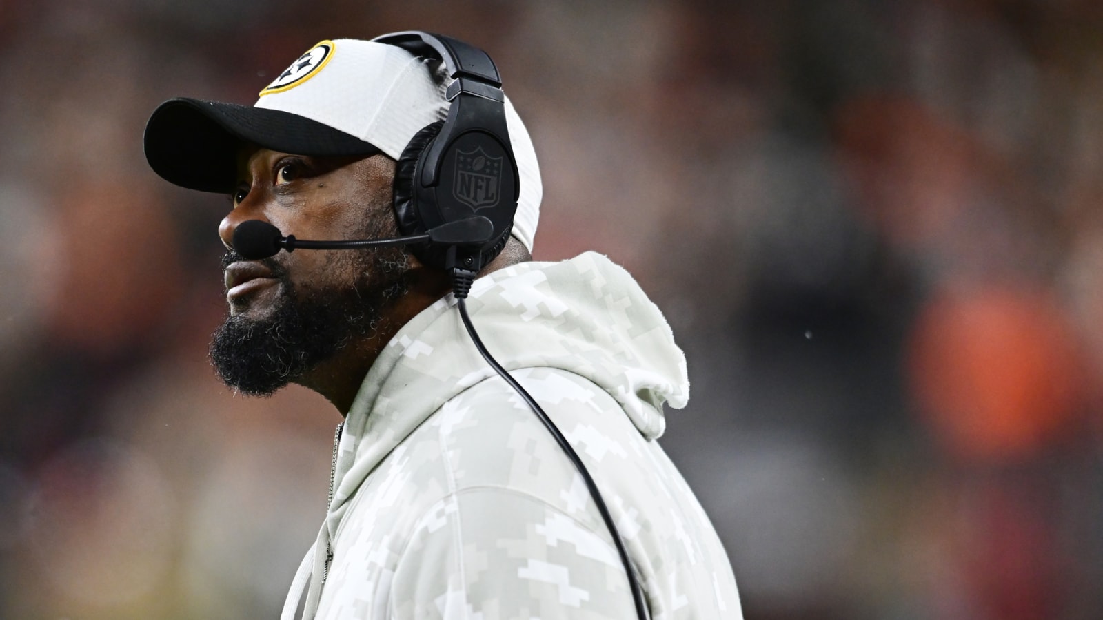 Steelers' Ben Roethlisberger Gets Critical Over Some Of Mike Tomlin's ...