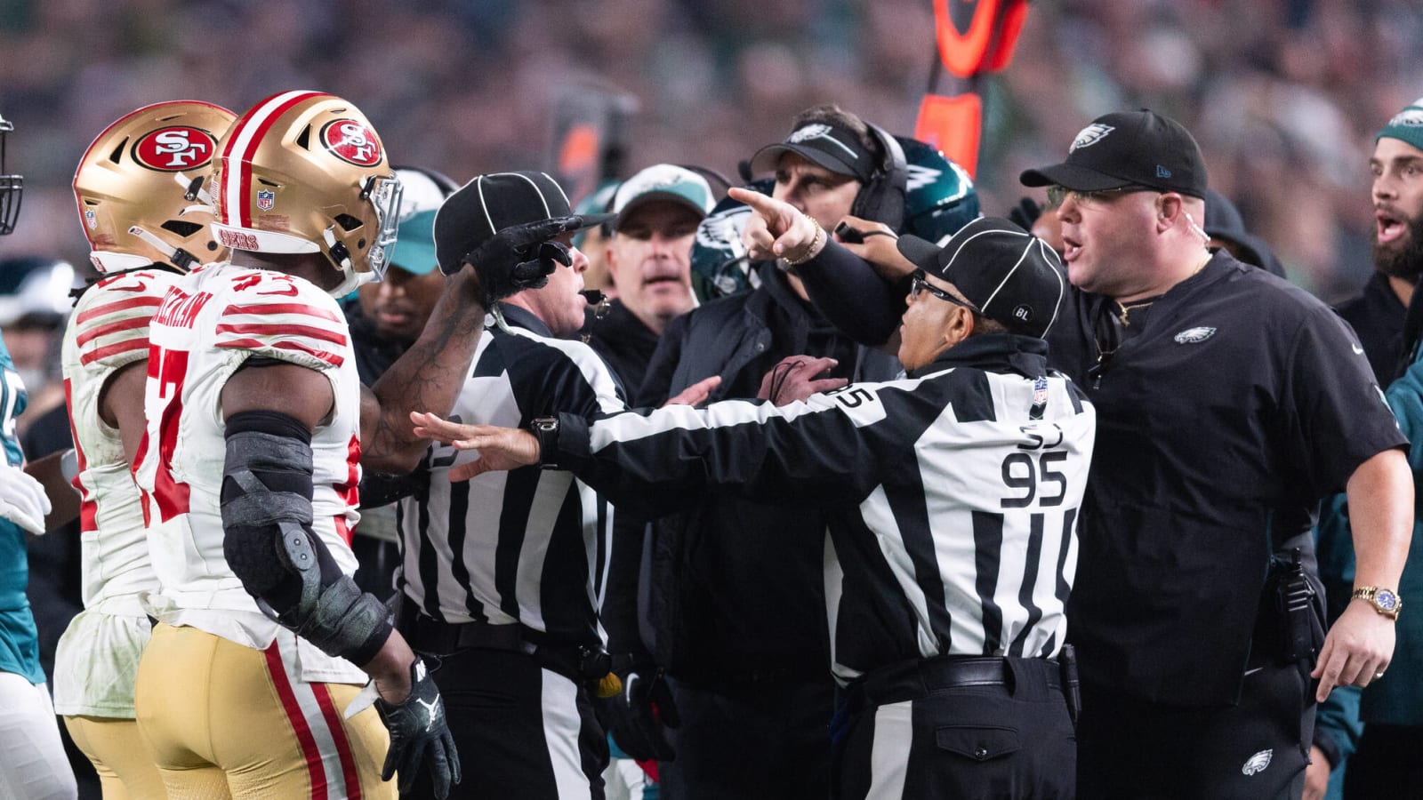 49ers' Greenlaw ejected after swinging at Eagles' head of security ...
