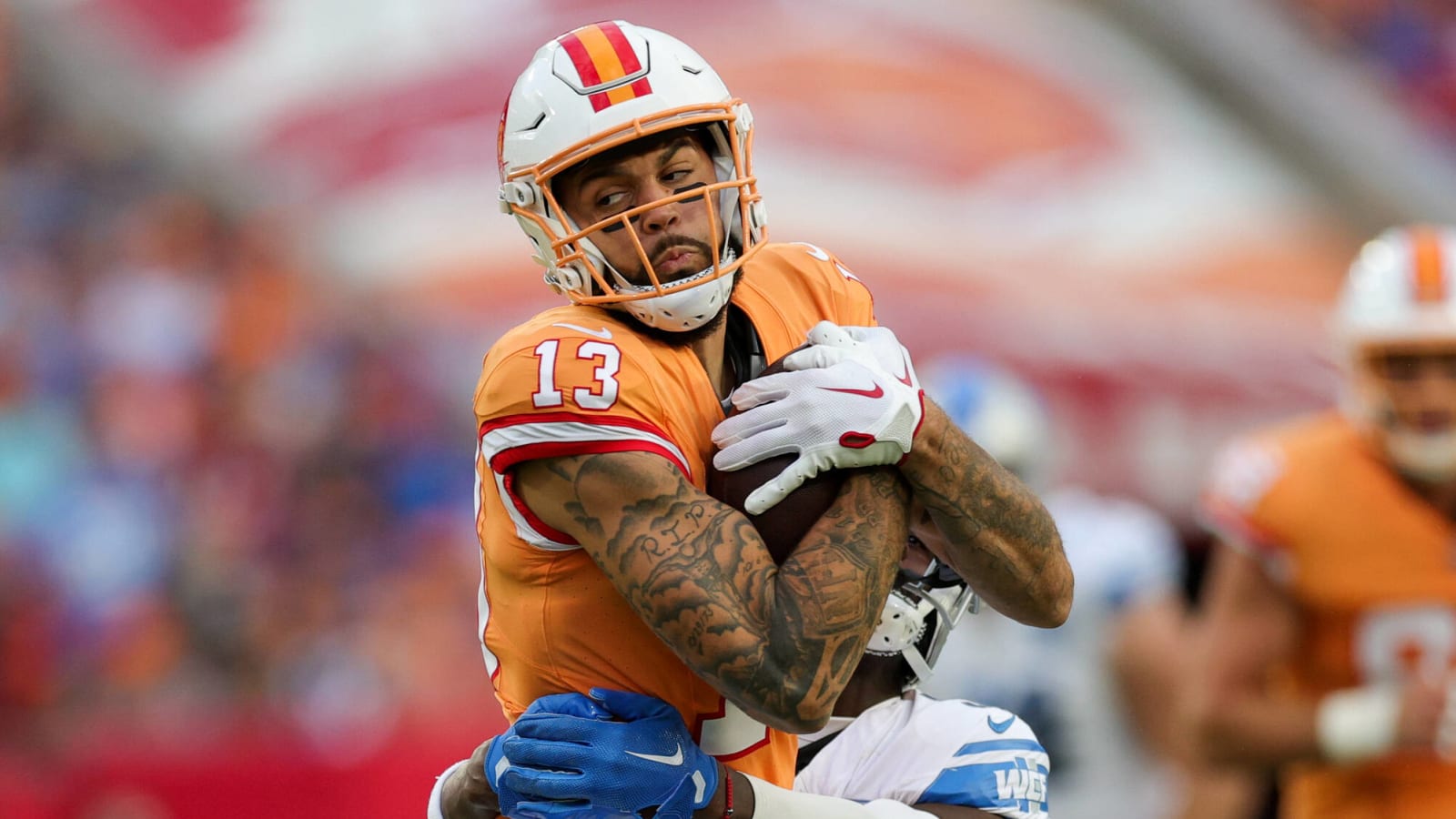 Mike Evans makes NFL history with 10th consecutive 1,000-yard season ...