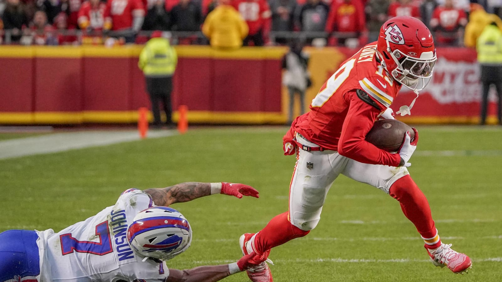 Chiefs and QB Patrick Mahomes may be losing faith in WR Kadarius Toney ...