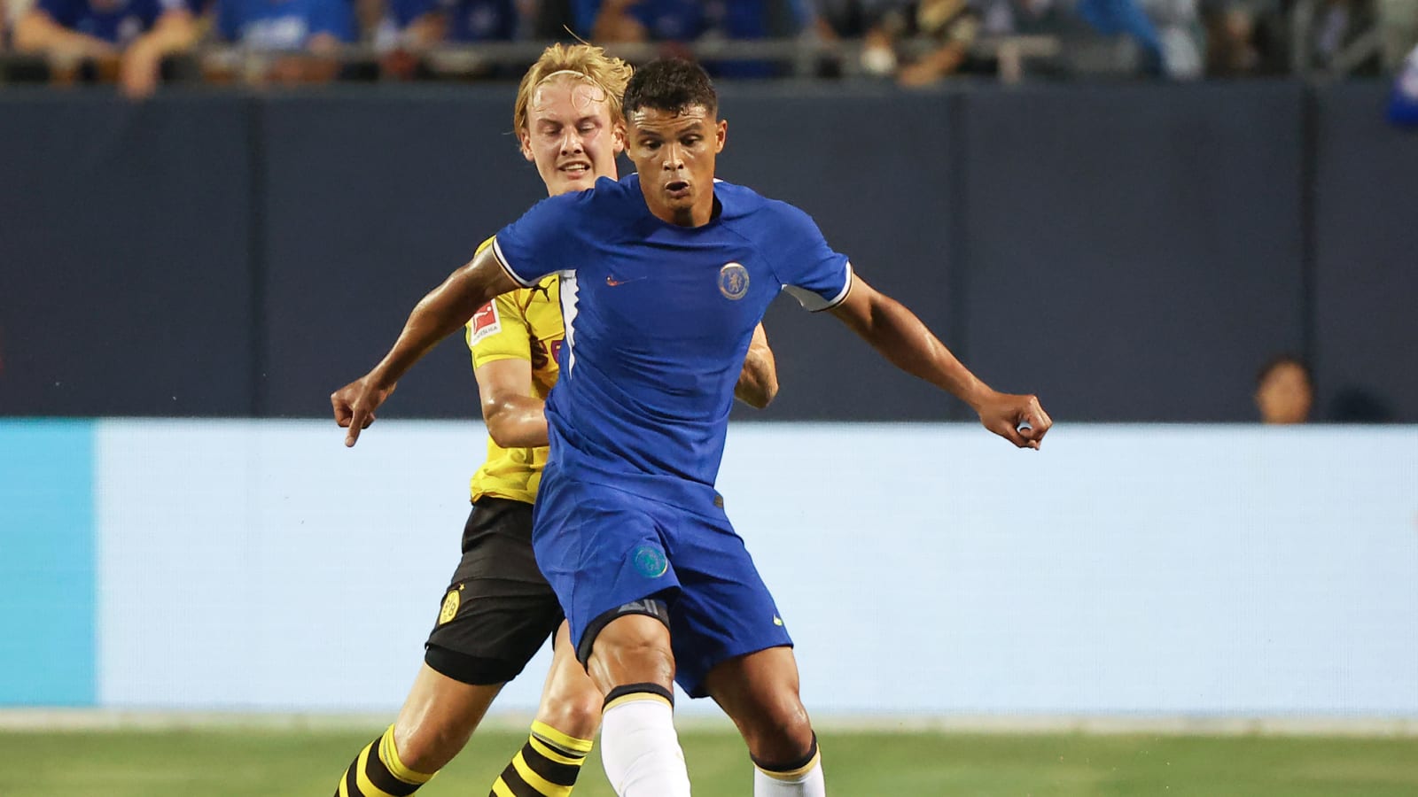 Chelsea legend returns to Cobham in 4 beautiful moments picked up on ...