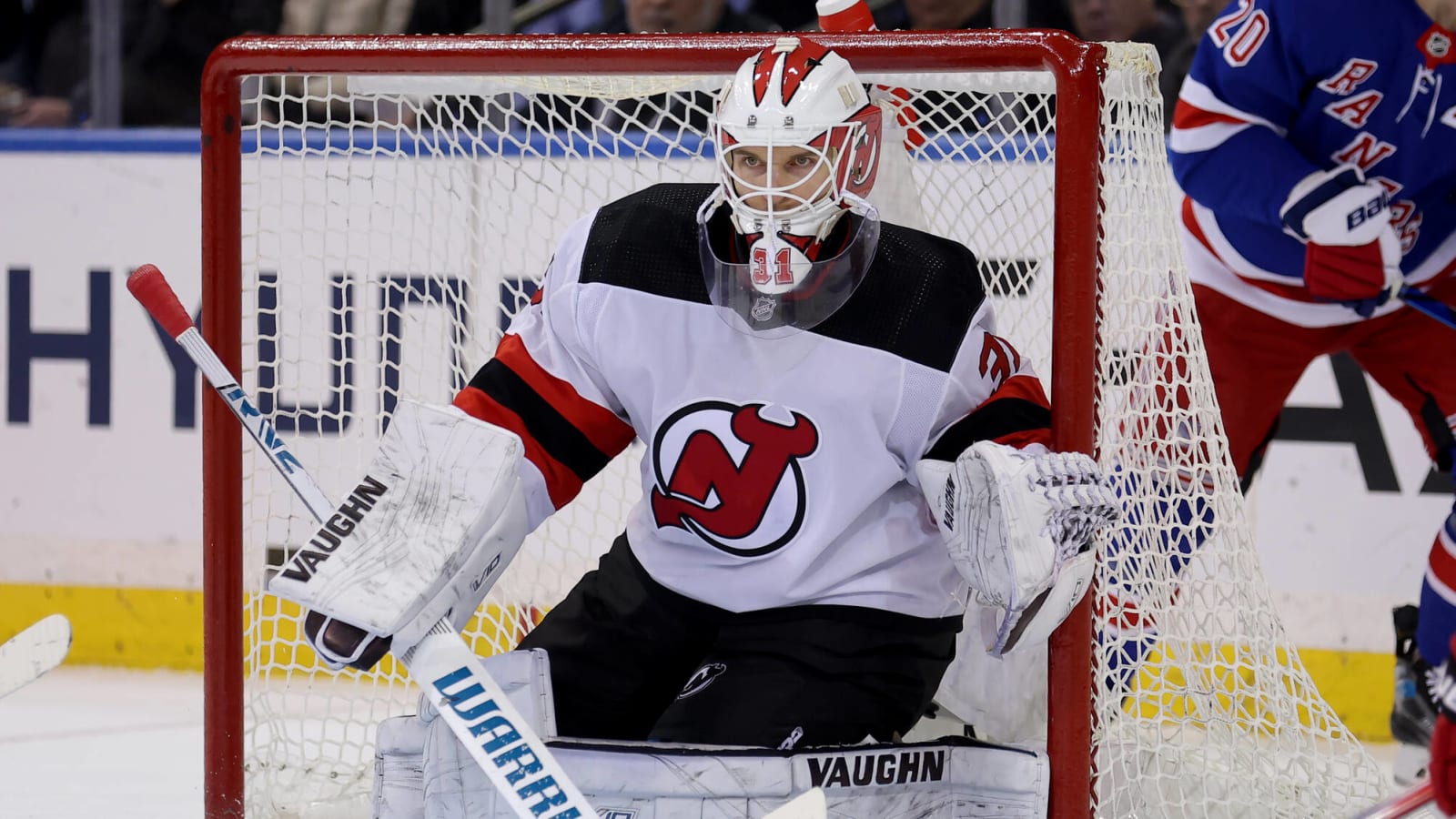 What’s the Plan for the Devils’ Goaltending Moving Forward? | Yardbarker