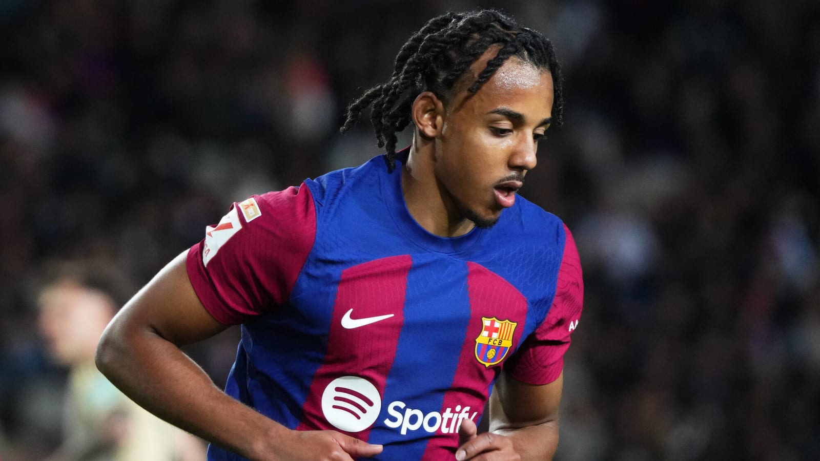 Chelsea scouts instructed to track 25-year-old Barcelona star | Yardbarker