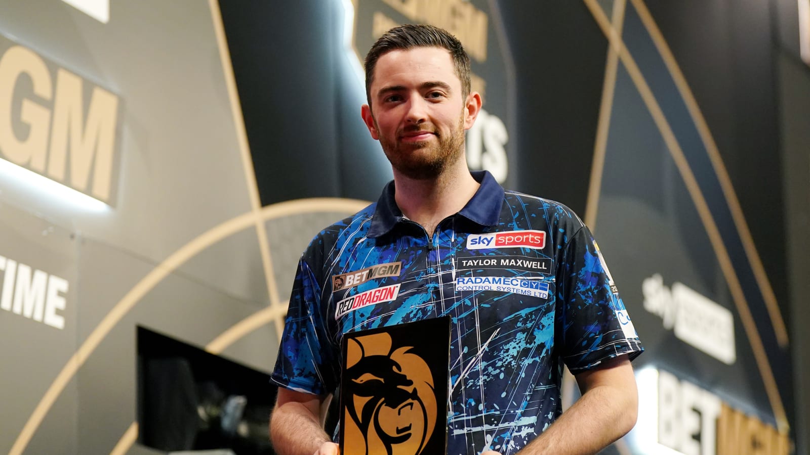 Players get huge bonus for throwing nine-darter at World Darts ...