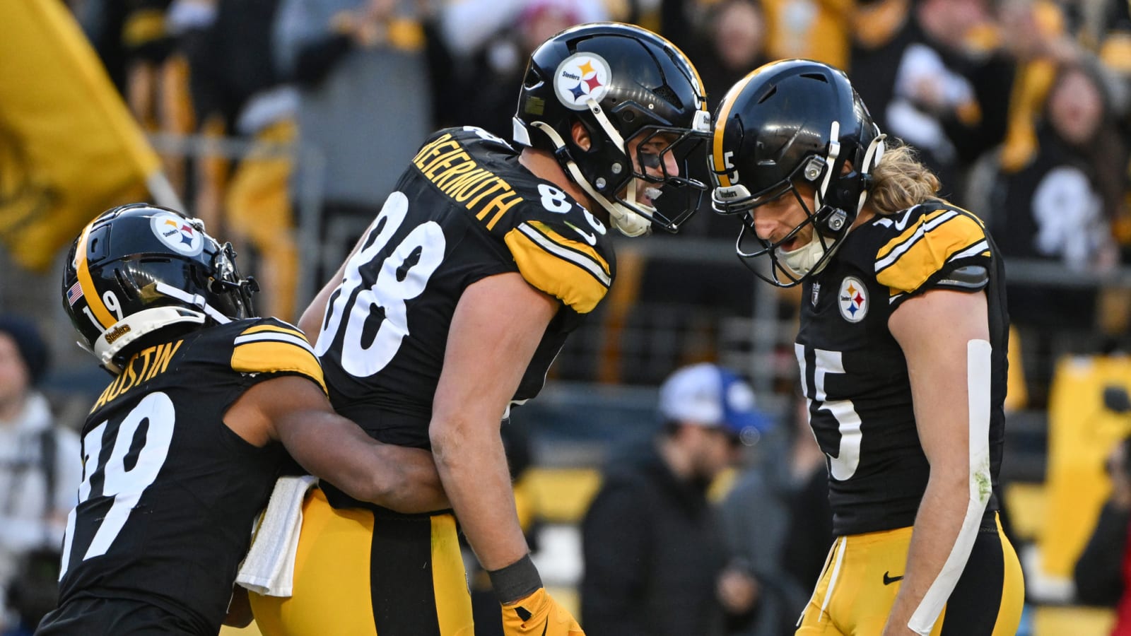 Chiefs' Travis Kelce Calls Steelers' Pat Freiermuth 'So Savvy'; 1 Of ...