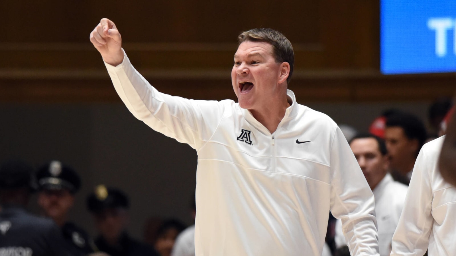 Arizona basketball coach Tommy Lloyd made outrageous history with ...