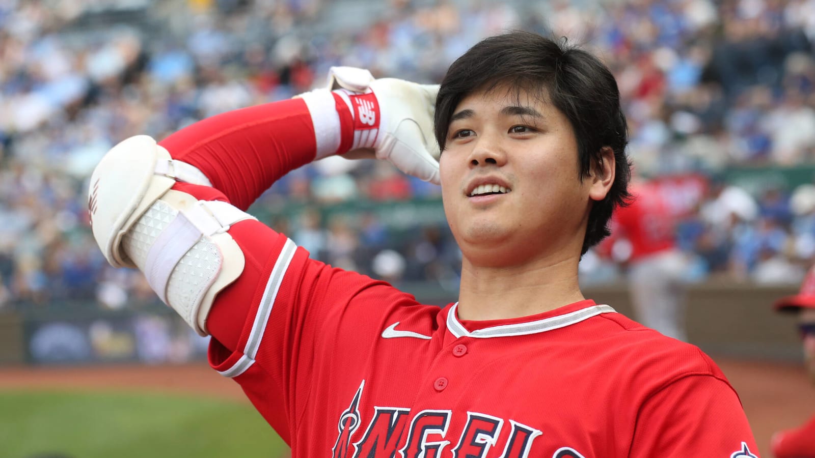 Watch: Shohei Ohtani takes over MLB home run lead with tape-measure ...