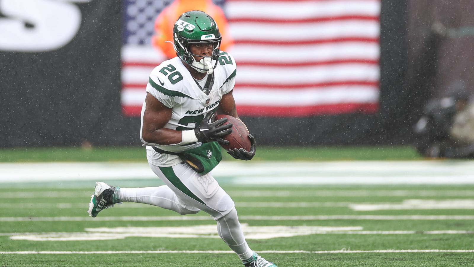 Watch: Breece Hall torches Broncos for 72-yard TD run | Yardbarker