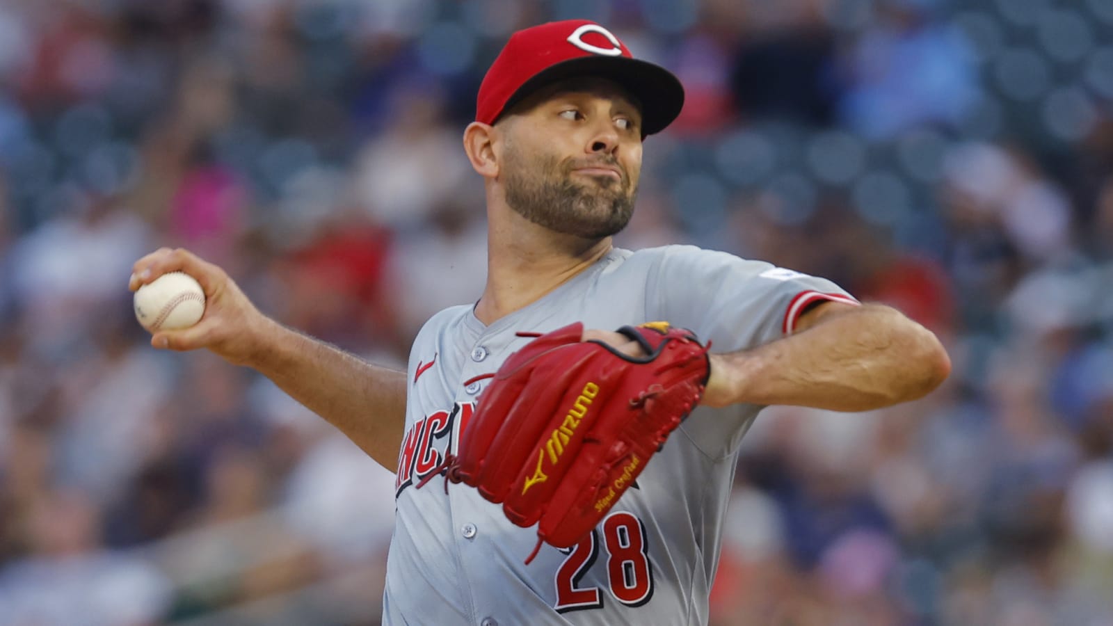 Right-hander receives qualifying offer from Reds after strong season ...