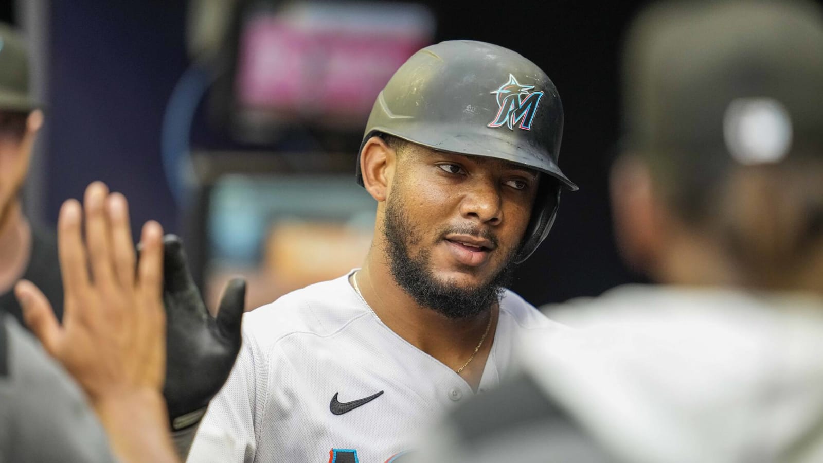 Giants, Jerar Encarnación Agree To Minor League Deal | Yardbarker