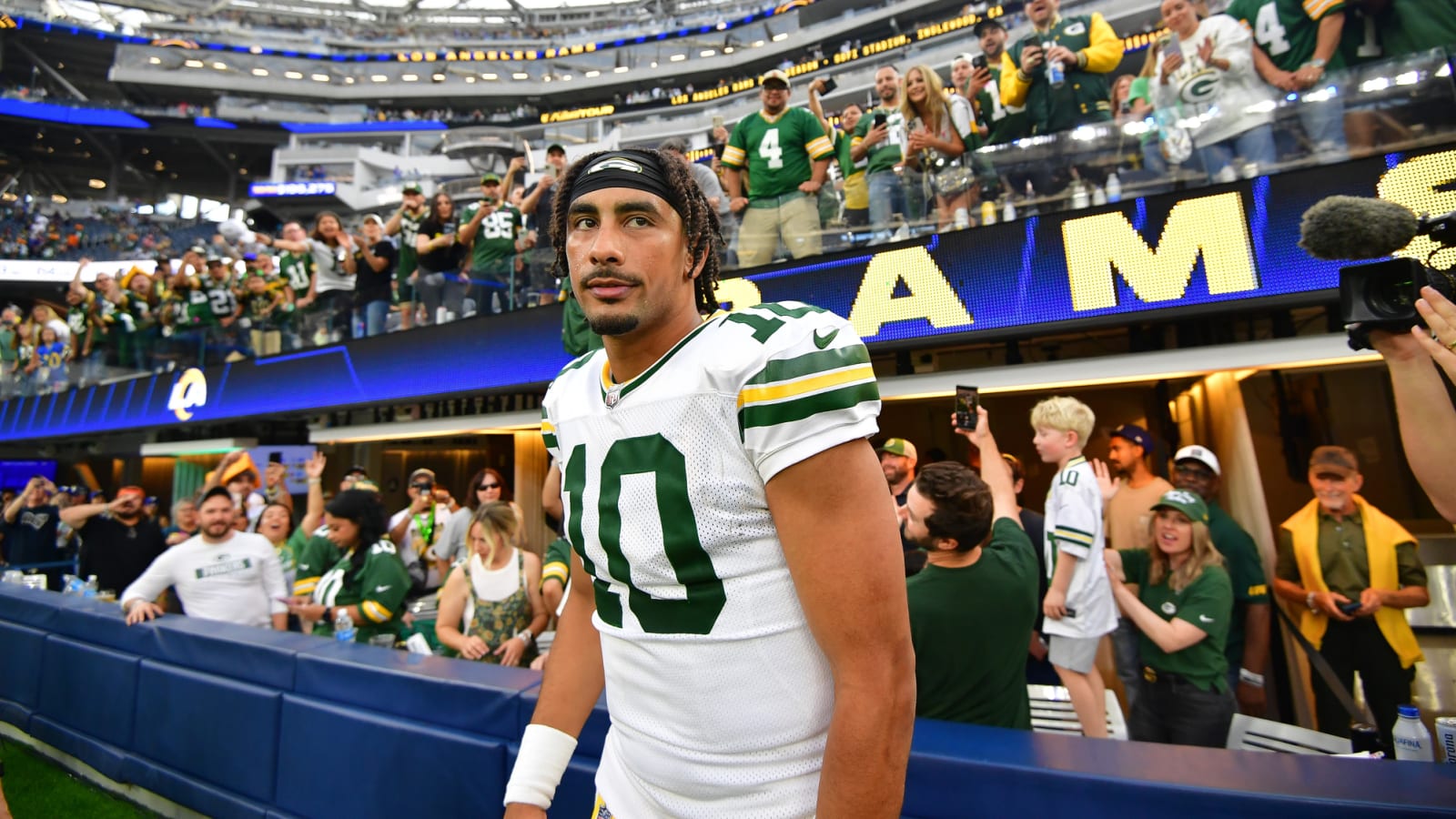 NFC Notes: Aaron Jones, Jordan Love, Xavier McKinney, Packers, Vikings ...