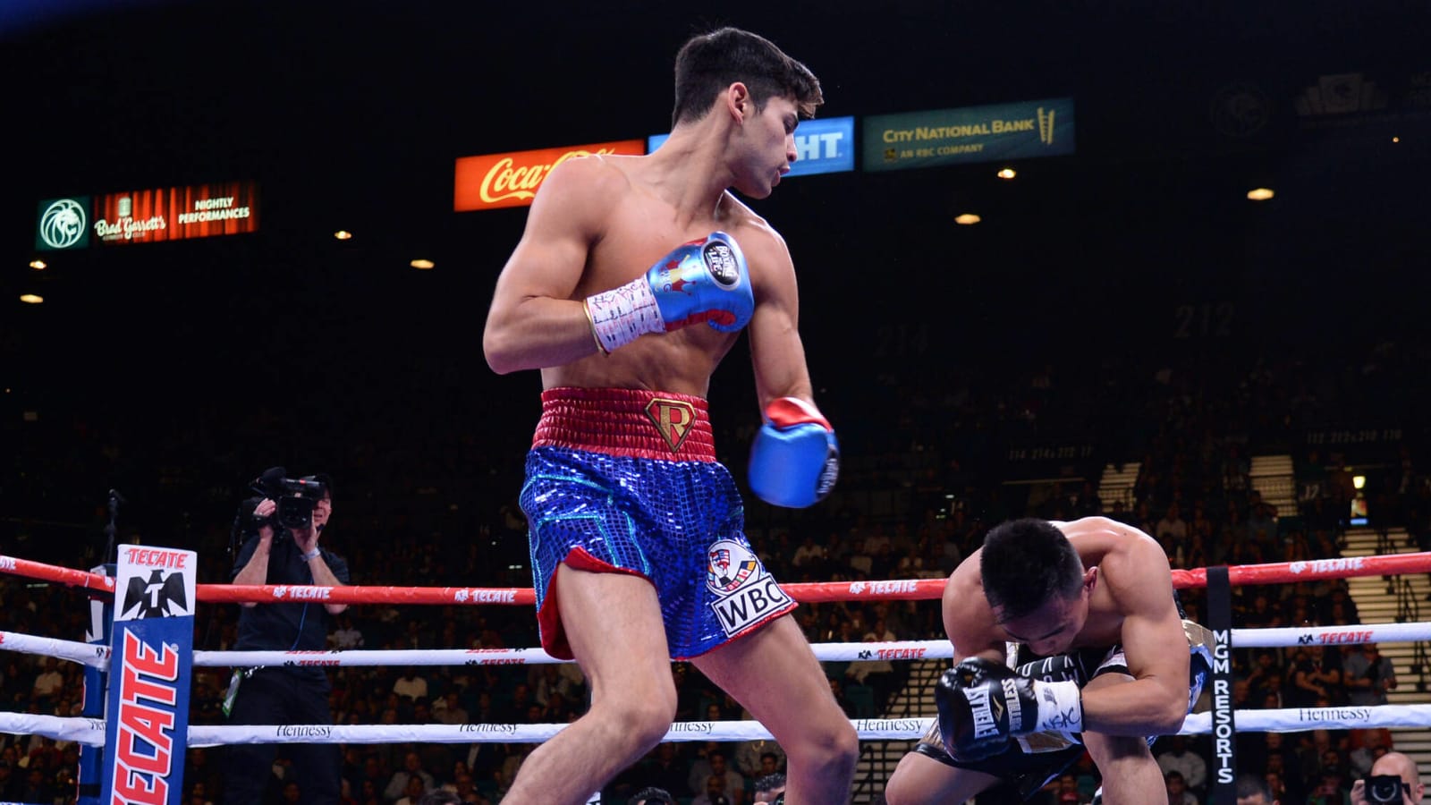 Ryan Garcia: ‘Ryan Garcia vs. Oscar De La Hoya At This Point’ | Yardbarker