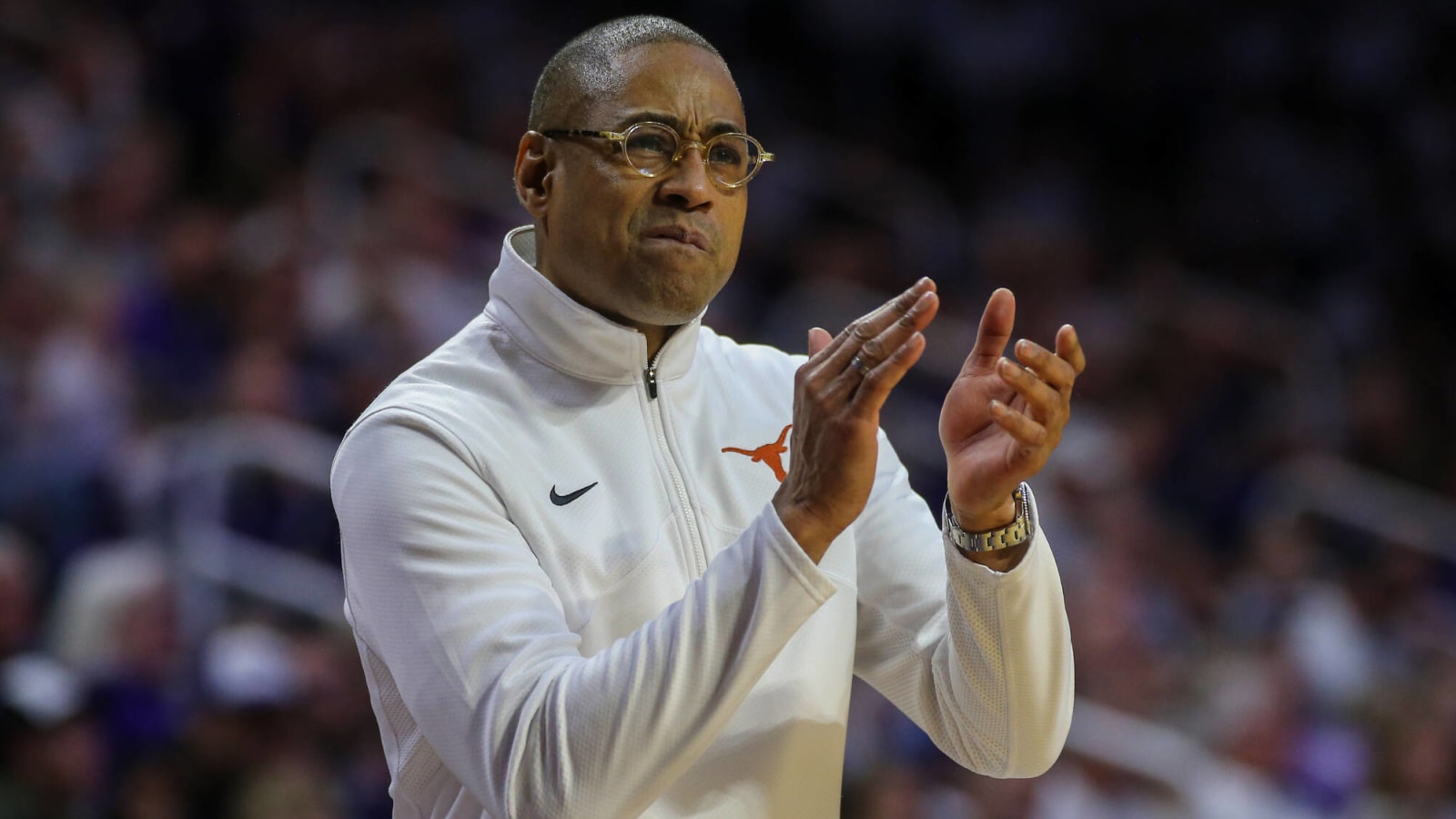 Longhorns give interim coach Rodney Terry big raise | Yardbarker
