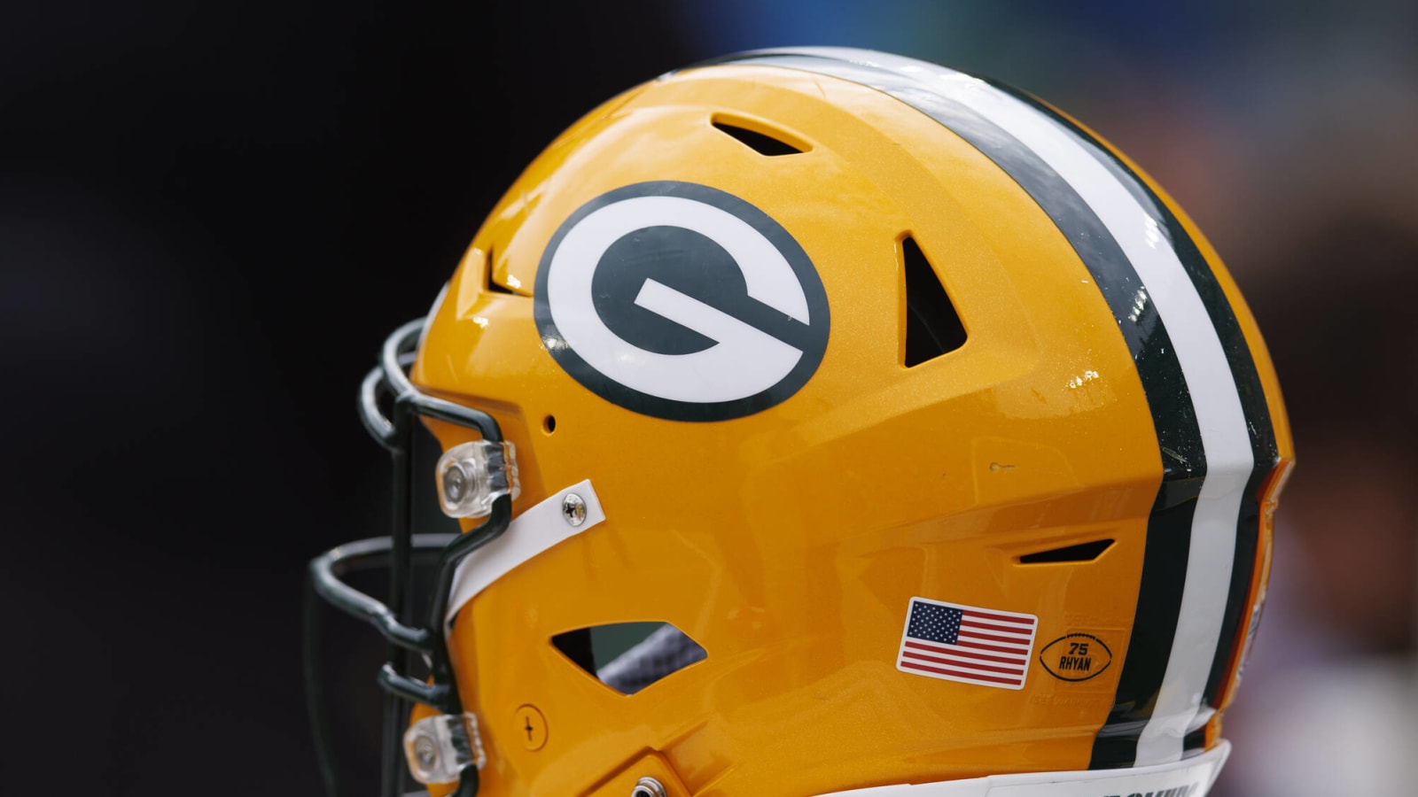 Flashback 1985: Packers Blank Bucs 21-0 in the “Snow Bowl” at Lambeau ...