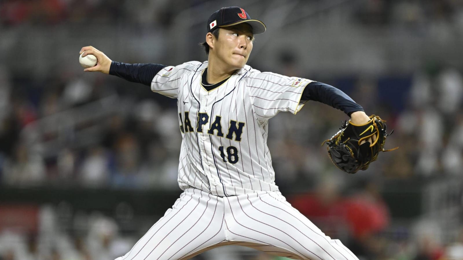 Dodgers Sign Yoshinobu Yamamoto to 12-Year, $325M Contract | Yardbarker