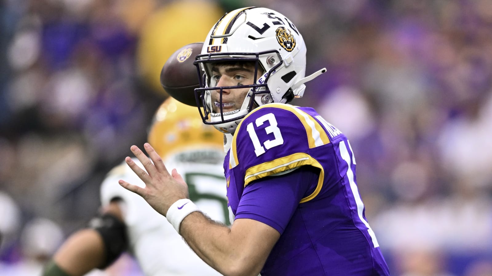 Watch: LSU QB Garrett Nussmeier sharp early against Baylor | Yardbarker