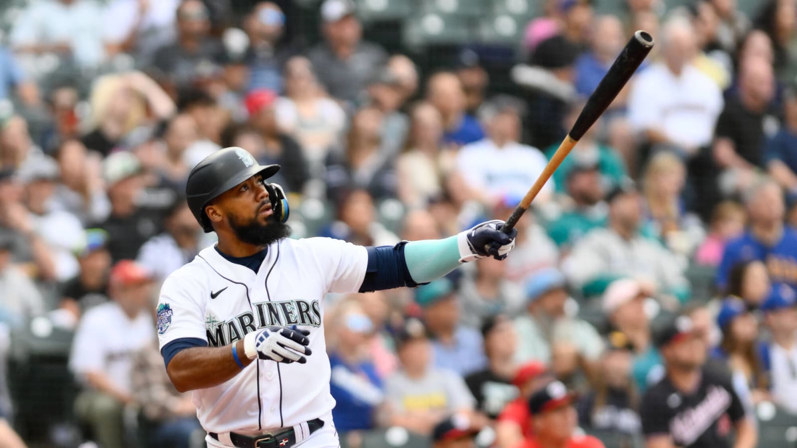 MLB best bets: Great price on Teoscar Hernandez highlights HR props for ...