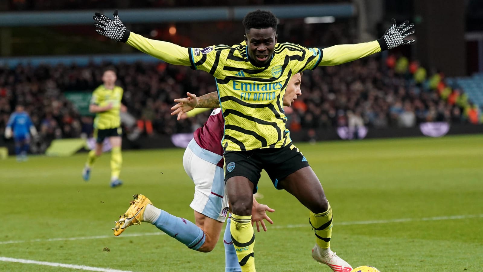 Is Saka the Best Right Winger in the Premier League? | Yardbarker