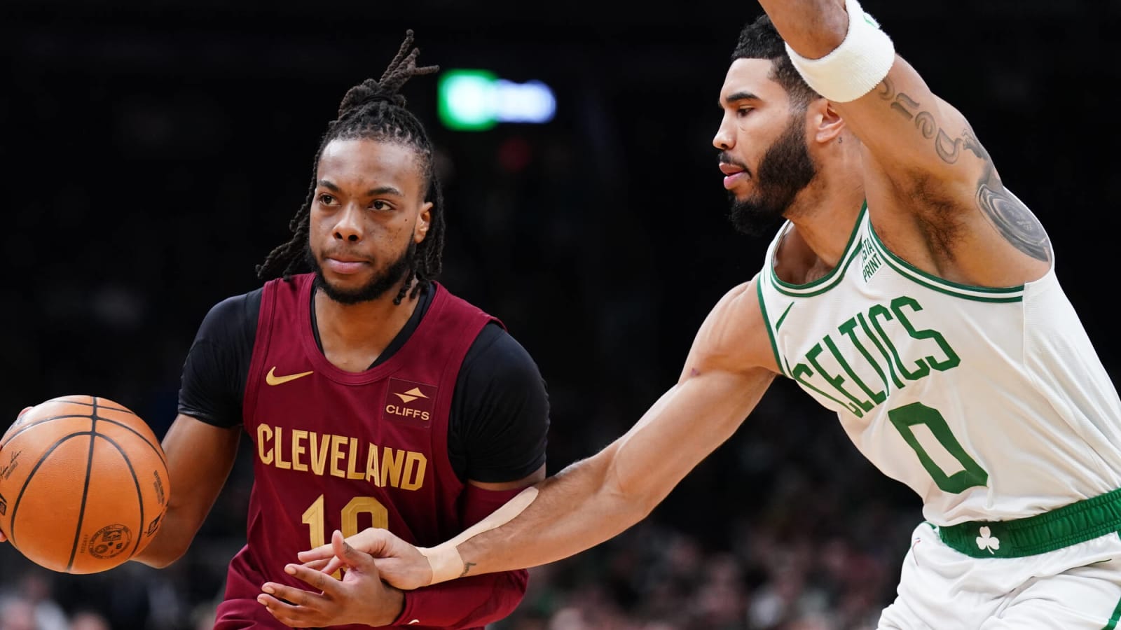 Cavs’ Darius Garland to miss multiple weeks with fractured jaw | Yardbarker