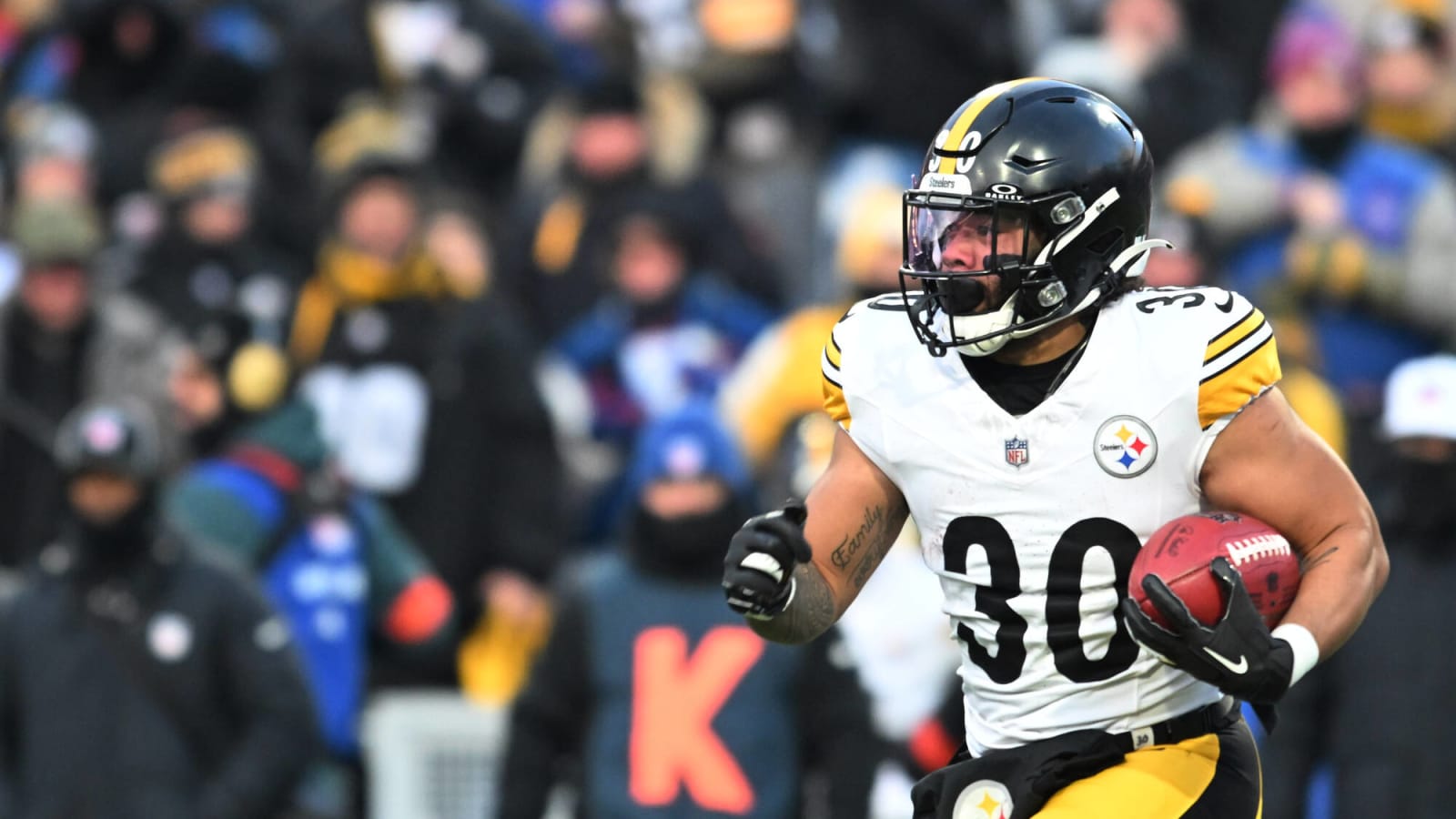 3 Pittsburgh Steelers Who Surprised the Most Last Season | Yardbarker