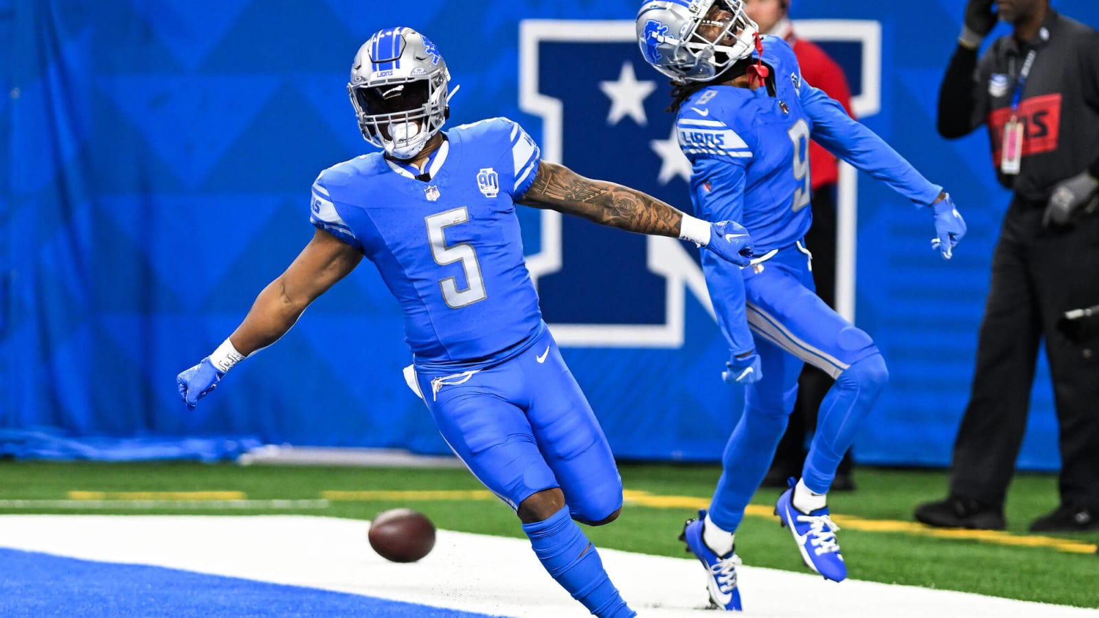 Report: Detroit Lions David Montgomery Will 'Miss Some Time' with Rib ...