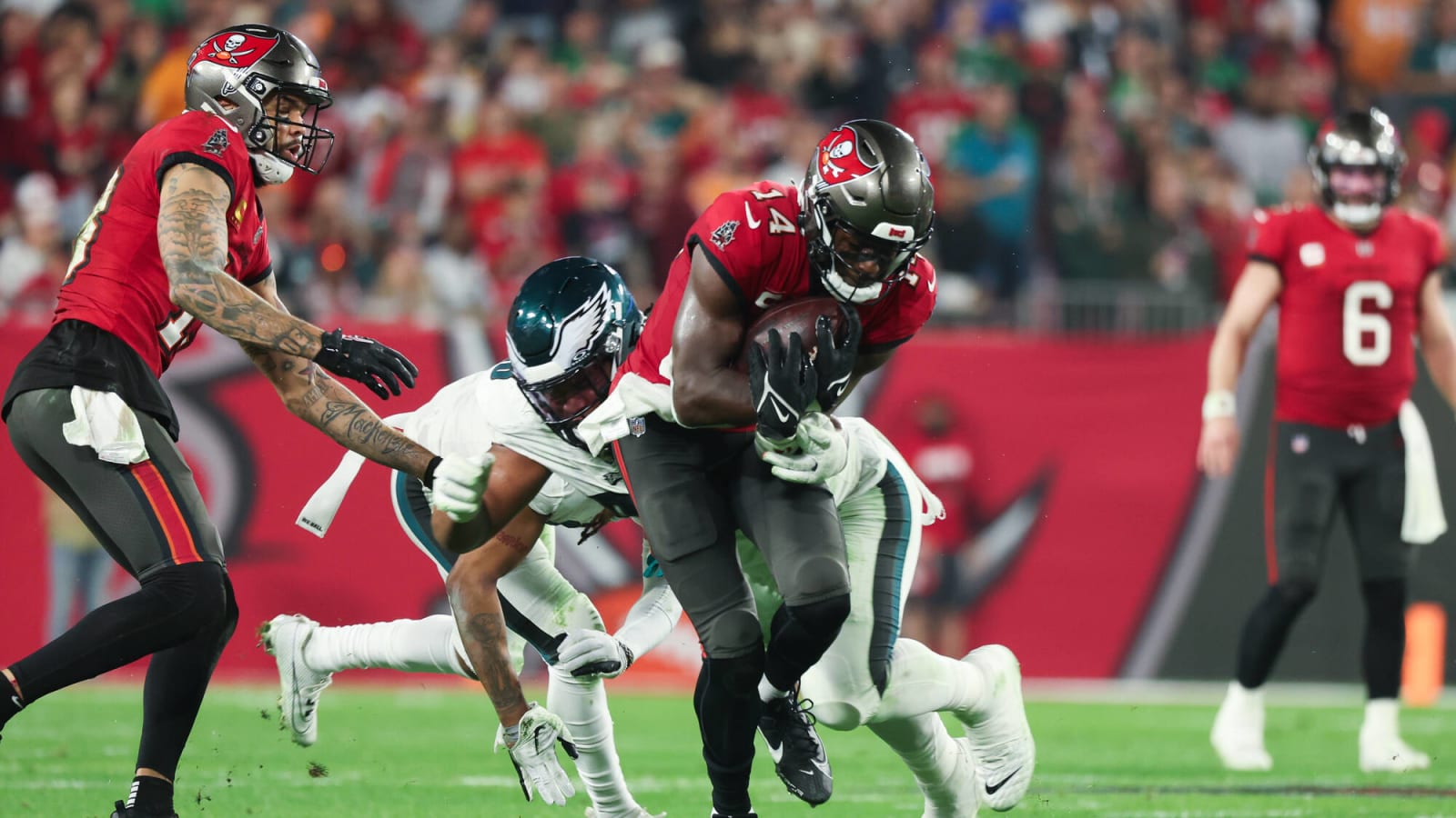 NFC Notes: Chris Godwin, Baker Mayfield, Russell Wilson, Buccaneers ...