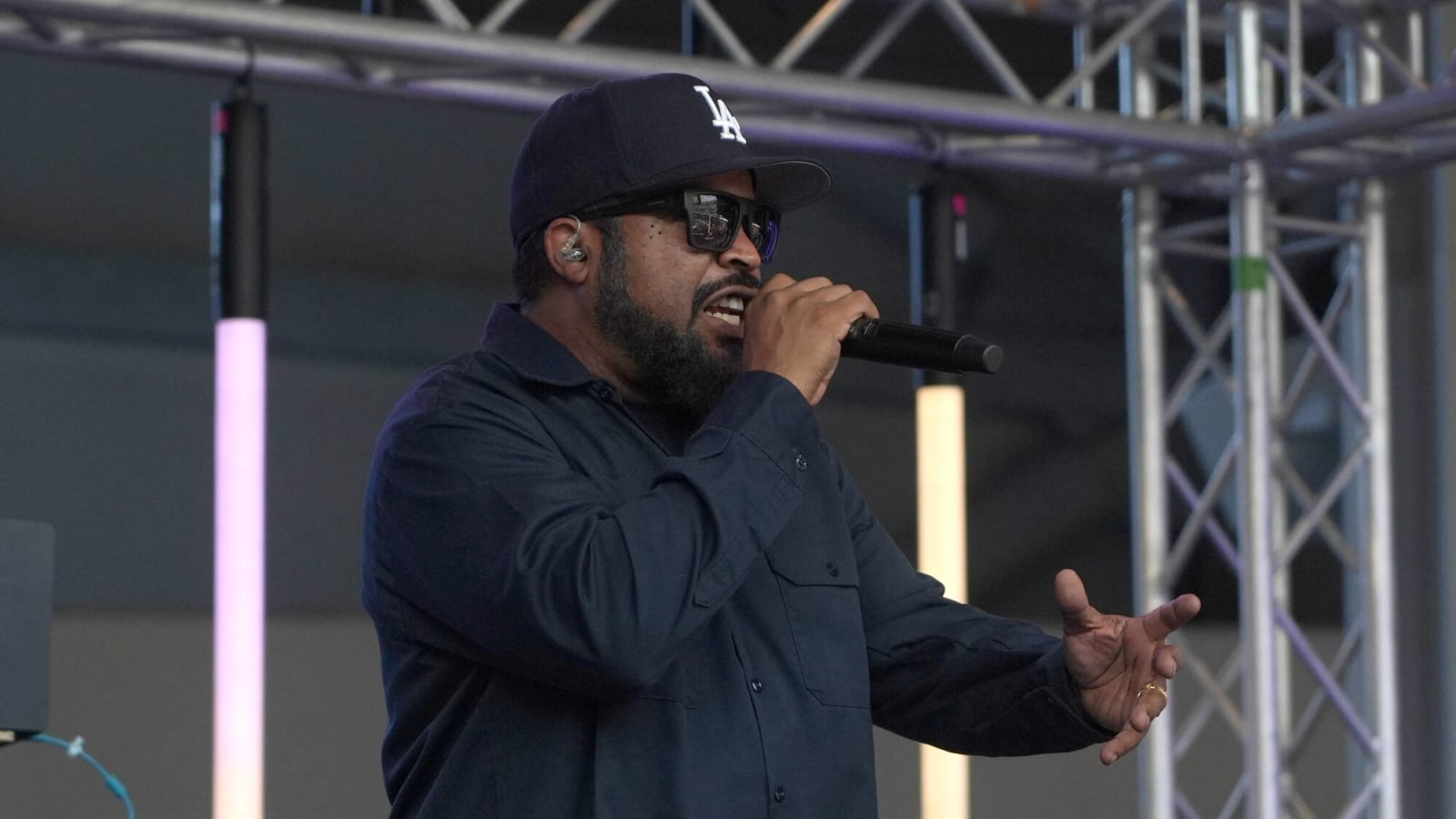 Ice Cube Invites Shaquille O'Neal To The Big 3 League: 'You Can Eat All ...