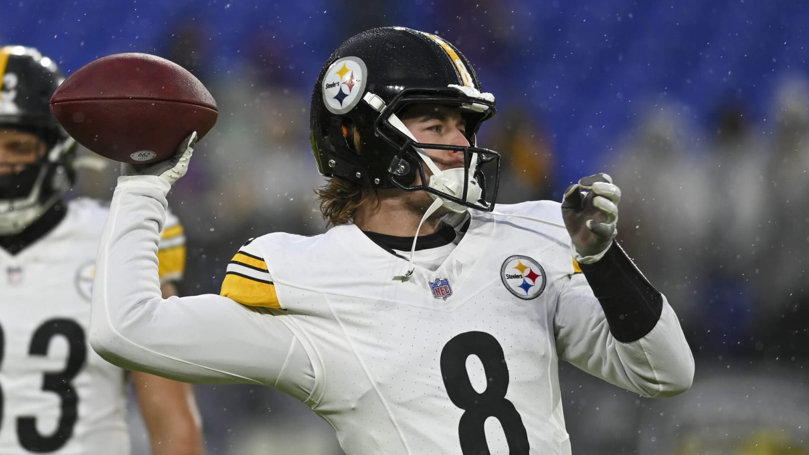 Steelers make interesting move with Pickett ahead of playoffs | Yardbarker