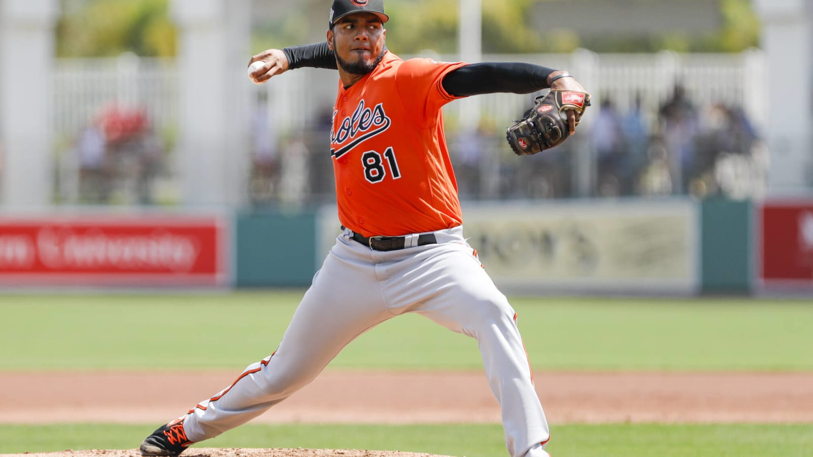 Orioles Outright Denyi Reyes | Yardbarker