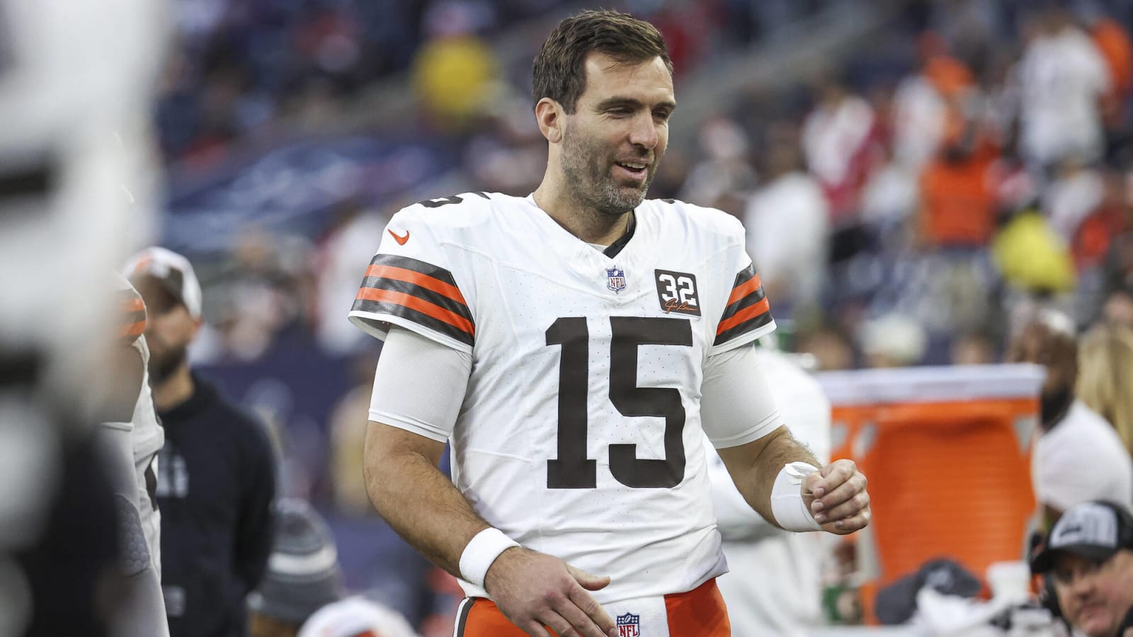 Joe Flacco Won't Carry Browns But Makes Cleveland Tough Playoff Out ...