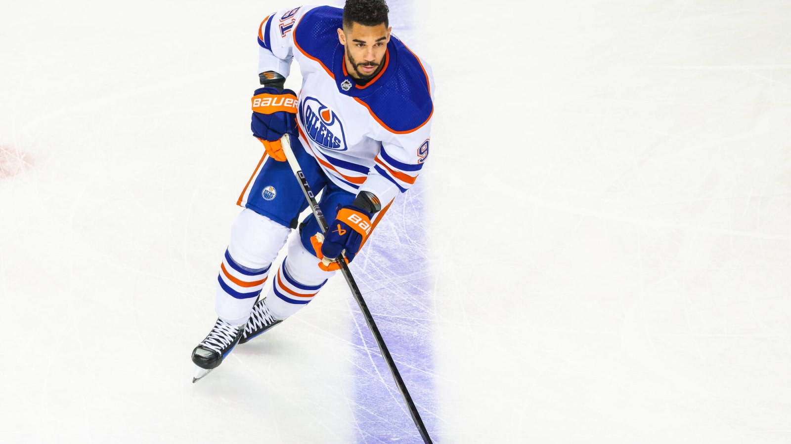 Oilers Players Are Taking on Evander Kane as Playoff Project | Yardbarker